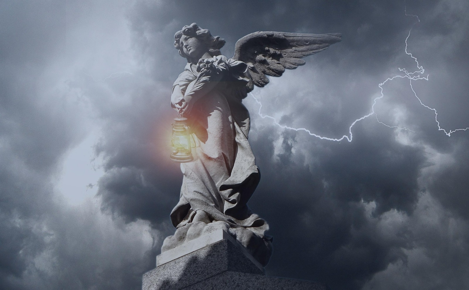 O Arcanjo Baraquiel. - Diário de Minas